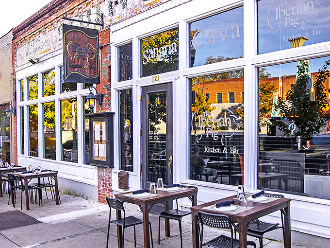 The historic brick fa&ccedil;ade with its vibrant signage beckons like an old friend inviting you for drinks on a perfect Georgia evening.