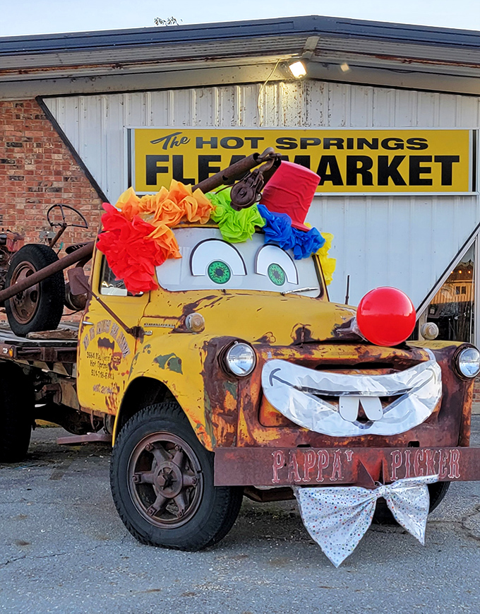 Mater's long-lost Arkansas cousin greets visitors outside the Hot Springs Flea Market, proving that even tow trucks deserve a second act in showbiz.