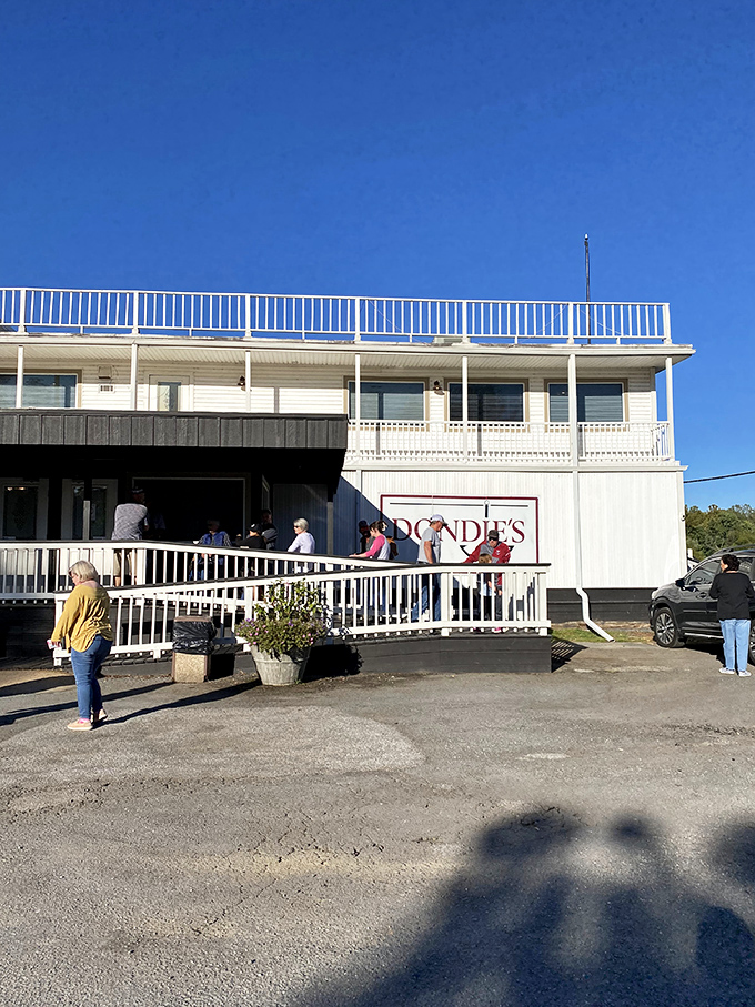 The line forms early at Dondie's White River Princess, where locals know that waiting for catfish this good is just part of the experience.