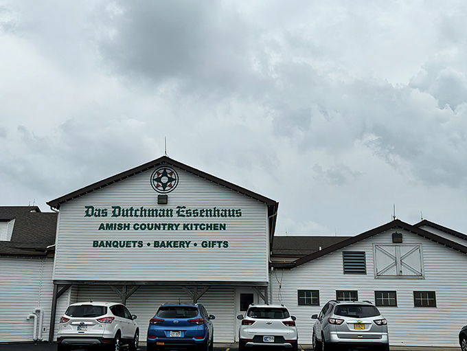 The white clapboard fa&ccedil;ade of Das Dutchman Essenhaus stands like a beacon of comfort food in Amish Country. No golden arches needed when you've got authentic tradition.