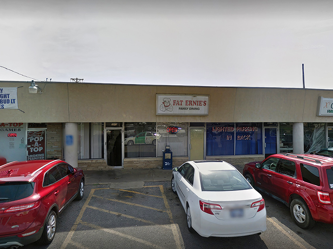 The unassuming exterior of Fat Ernie's promises what fancy restaurants can't&mdash;honest food that speaks directly to your soul.