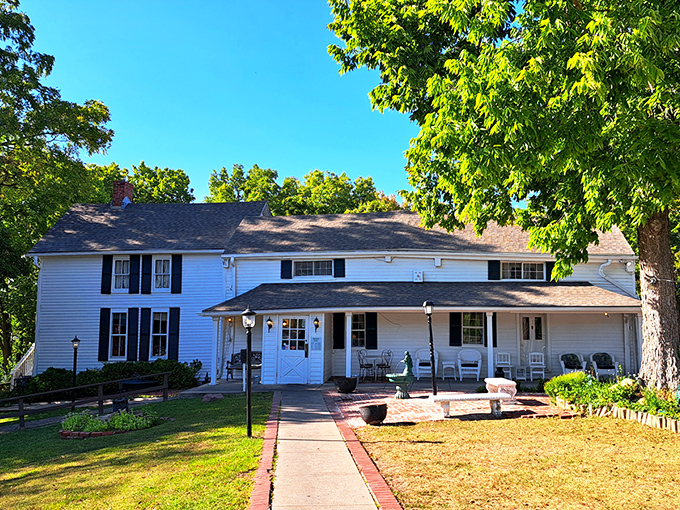 Stroud's white clapboard exterior looks like a comfortable farmhouse where your grandma might live&mdash;if your grandma happened to be a chicken-frying wizard. 