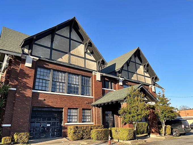 The Tudor-style charm of Colonial Steakhouse stands proudly in Pine Bluff, where brick, timber, and tradition come together like old friends reuniting over prime rib. 