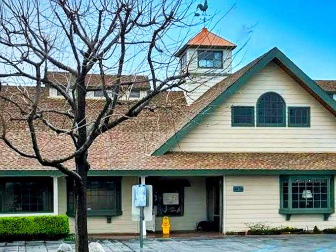 The farmhouse-meets-church architecture of Hodel's exterior promises salvation from hunger with its welcoming porch and distinctive cupola. Comfort food cathedral awaits!