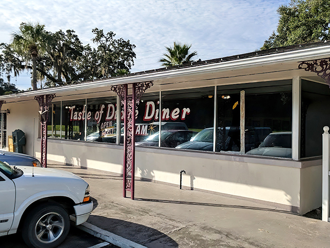 The 5 AM opening sign isn't just an invitation&mdash;it's a promise that breakfast excellence waits for those willing to rise with the roosters.