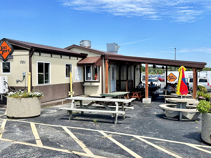 The unassuming exterior of Just Jeff's stands like a culinary speakeasy, hiding Columbia's best-kept secret behind modest signage and simple architecture. 
