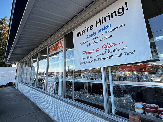 The unassuming exterior of Red White & Blue beckons like a siren song to treasure hunters. Don't let the simple fa&ccedil;ade fool you! 