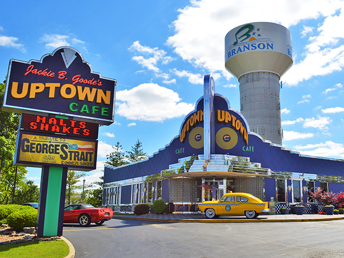 The neon-drenched Art Deco fa&ccedil;ade of Jackie B. Goode's glows like a beacon for hungry time travelers, complete with that perfect vintage yellow cab parked outside.