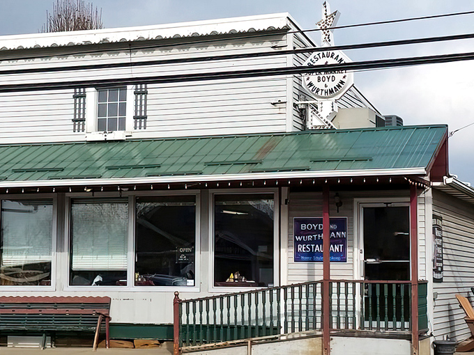 The quintessential Amish Country dining experience awaits at this unassuming white clapboard building, complete with horse-drawn buggies parked outside. 