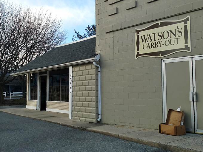 The unassuming exterior of Watson's Carry-Out might fool you, but locals know this modest fa&ccedil;ade hides Maryland's fried chicken paradise. Sometimes the best treasures come in simple packages.