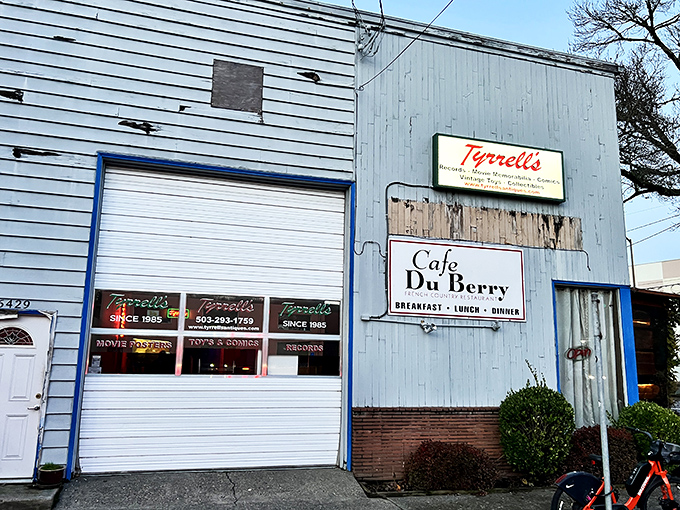 The unassuming blue exterior of Cafe Du Berry hides Portland's breakfast paradise like Clark Kent's glasses hide Superman. 
