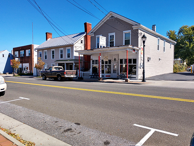 The unassuming exterior of Kathy's Home Cooking Caf&eacute; in New Market, Virginia &ndash; proof that culinary treasures often hide in plain sight along small-town Main Streets.