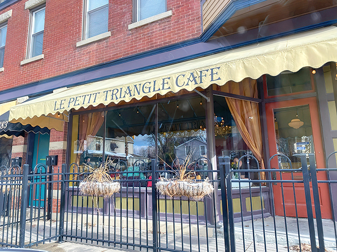The emerald awning and red bistro chairs aren't just saying "Bonjour!"&mdash;they're practically singing La Marseillaise on this charming Cleveland corner.