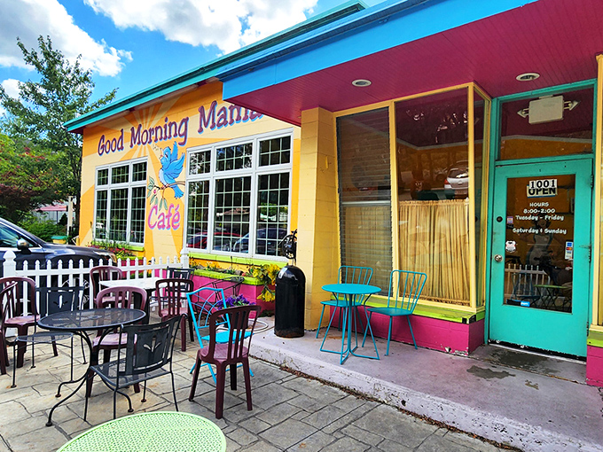 The sunshine-yellow exterior isn't just a building&mdash;it's a mood-altering device that promises happiness served on a plate. 