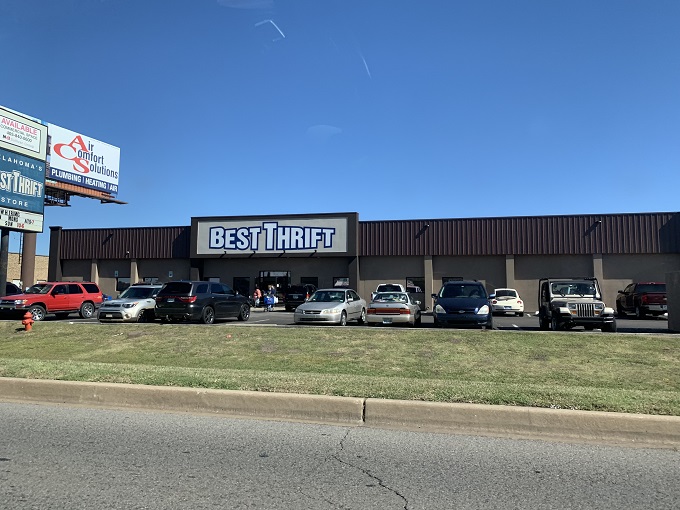 Welcome to the Mecca of Thrift! Best Thrift's exterior promises a treasure trove within, like a bargain hunter's Narnia hiding behind those unassuming walls.