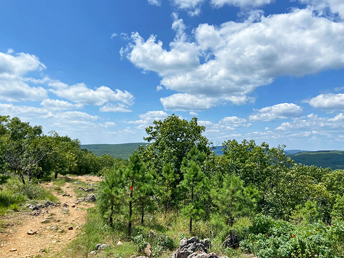 1. the fascinating 3 mile trail in missouri most people don&rsquo;t know about