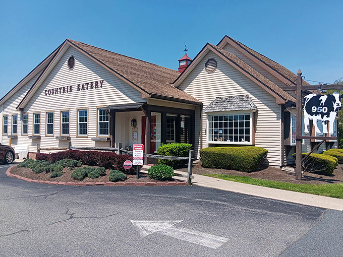The unassuming white clapboard exterior of The Countrie Eatery promises no frills, just delicious food&mdash;a promise it delivers on spectacularly. 