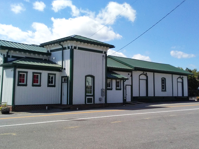 The unassuming exterior of Moey's Diner proves once again that culinary treasures often hide in plain sight. This little green building holds breakfast magic inside.