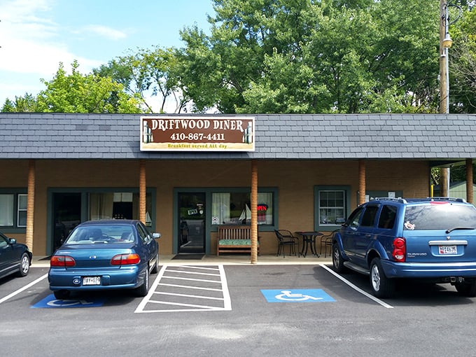 The unassuming exterior of Driftwood Diner proves once again that culinary treasures often hide in plain sight along Maryland's quiet roads.