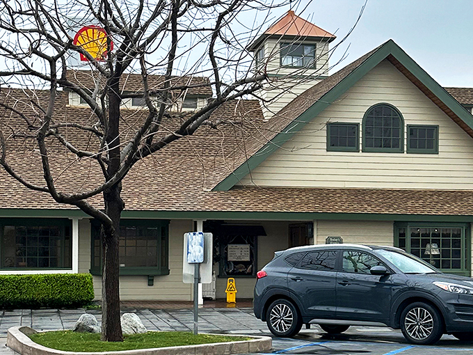 The farmhouse-meets-church architecture of Hodel's exterior promises salvation from hunger with its welcoming porch and distinctive cupola. Comfort food cathedral awaits!