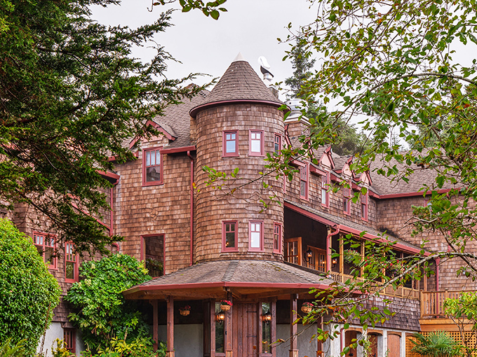 A private balcony perched among autumn foliage offers the perfect spot for an evening glass of Oregon Pinot. Castle living meets forest bathing.