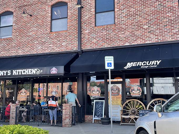 The unassuming brick exterior of Granny's Kitchen hides culinary treasures within, like finding a Michelin-starred meal in your favorite aunt's living room.