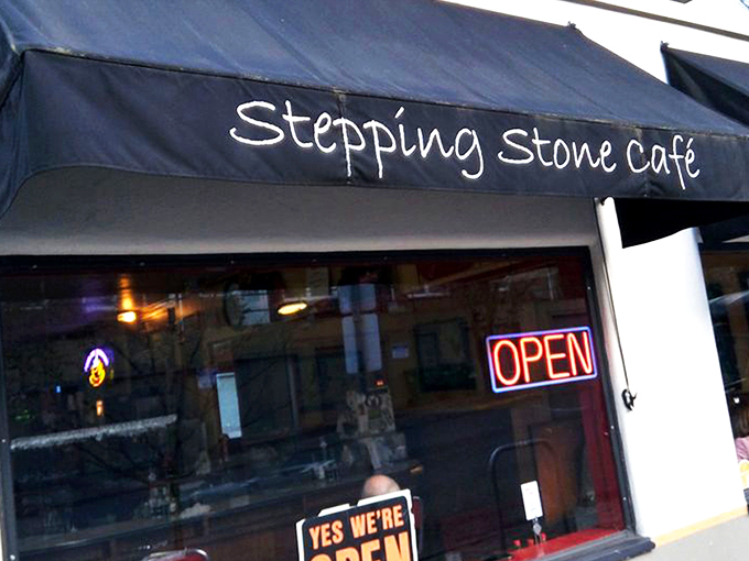 That open sign is like Portland's breakfast bat signal&mdash;when it's lit, deliciousness awaits inside.