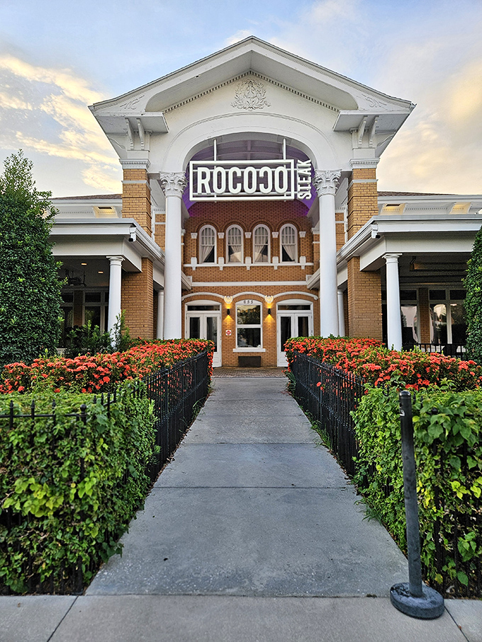 Grand doesn't begin to describe it. Rococo Steak's majestic exterior, with its illuminated columns and elegant fa&ccedil;ade, promises a dining experience worthy of royalty.