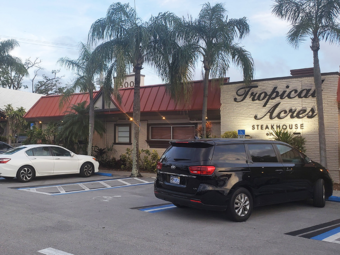 The iconic red roof and palm trees of Tropical Acres have welcomed hungry Floridians since 1949. Old-school charm never goes out of style.