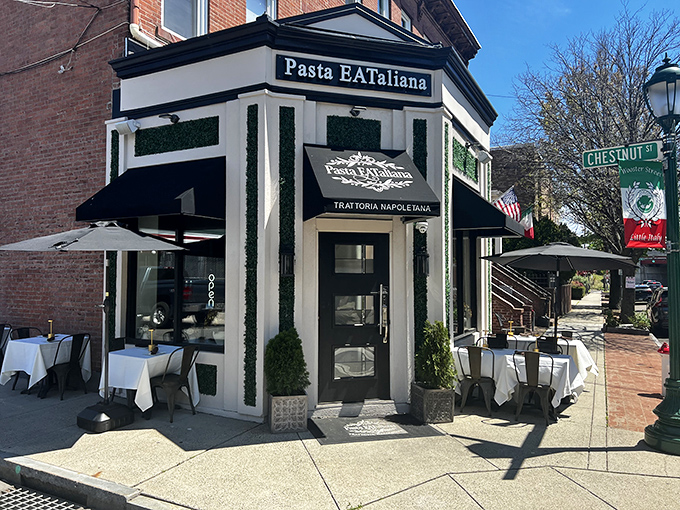 Pasta Eataliana's corner location in New Haven is like finding Italy's embassy on Connecticut soil&mdash;complete with those distinctive green panels and inviting outdoor tables.