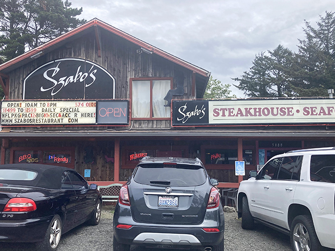 Prime rib perfection on a blue plate, complete with dipping jus and horseradish cream. Meat this good doesn't need fancy plating&mdash;just a sharp knife and your undivided attention. 