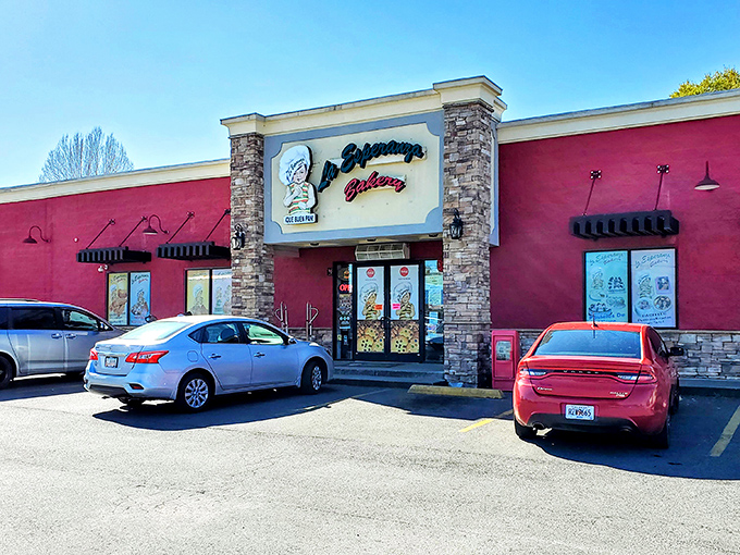 La Esperanza's vibrant pink exterior isn't just a building&mdash;it's a promise of the colorful flavors waiting inside this Dalton treasure. 