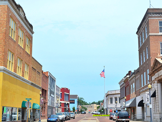 Downtown Laurel comes alive during festival season, where locals and visitors mingle among colorful tents. The brick-lined streets practically hum with Southern hospitality.