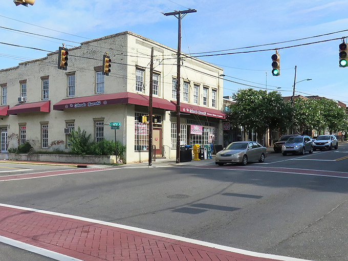 History isn't just words on a page in Hillsborough - it's right there on street corners where Governor Burke's dramatic 1781 capture is commemorated.