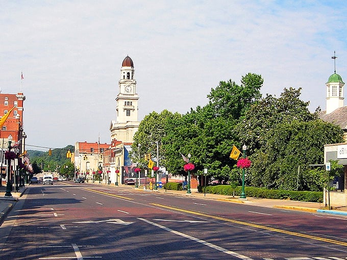 Downtown Marietta's historic charm isn't manufactured &ndash; those brick streets have witnessed centuries of American history while maintaining their small-town swagger.