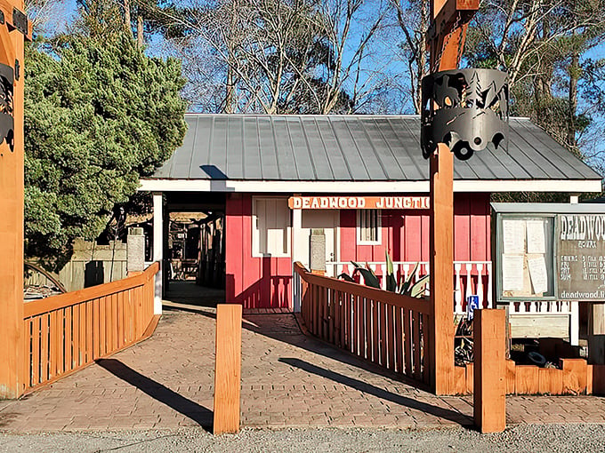 The frontier beckons! Deadwood's wooden walkway and red exterior invite you to leave modern life behind and mosey into the Wild West of flavor.
