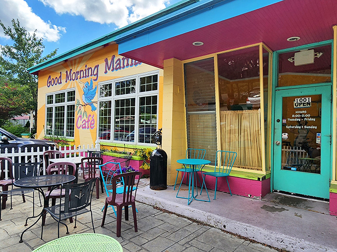 Sunshine isn't just in the sky at Good Morning Mama's. This cheerful yellow building with turquoise trim promises breakfast bliss before you even step inside.