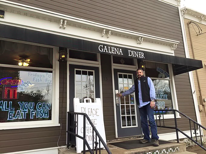 A diner that's more than just a pit stop! Galena Diner's charming exterior promises comfort food that'll hug your soul and tickle your taste buds.