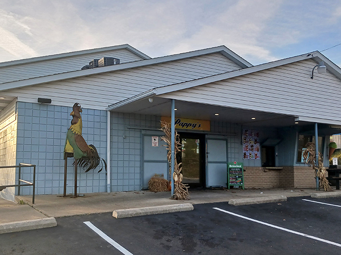 The unassuming exterior of Pappy's hides culinary treasures within. Like finding a diamond in your backyard&mdash;if your backyard served legendary fried chicken.