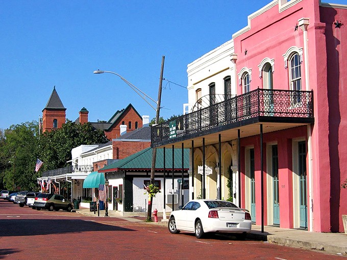 Jefferson's brick-paved downtown streets aren't just historically preserved&mdash;they're practically hosting a time-travel convention where the 1800s never got the memo to leave.