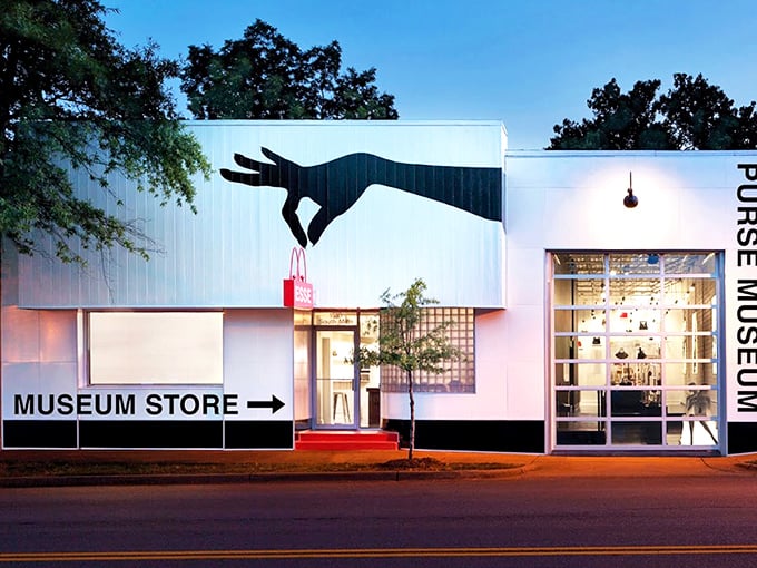 The striking exterior features a giant hand clutching a red purse&mdash;like King Kong if he'd had better fashion sense.