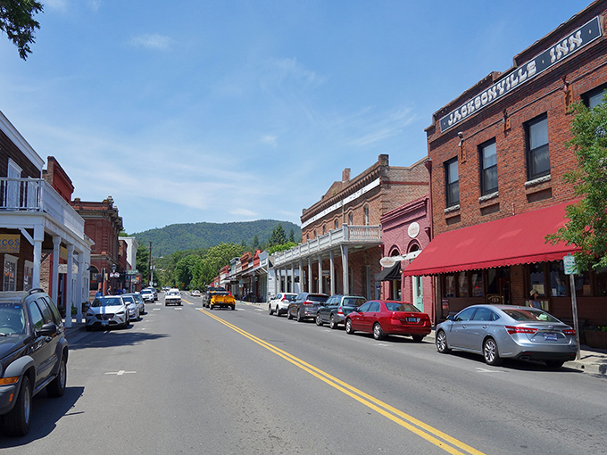 Jacksonville's aerial view reveals a perfect small-town grid nestled against forest-covered hills. Main Street could double as a movie set for "Charming America."