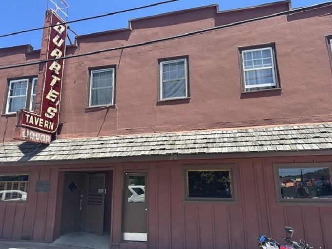 The iconic rose-colored exterior of Duarte's Tavern stands like a culinary lighthouse on Pescadero's main drag, beckoning hungry travelers since 1894.