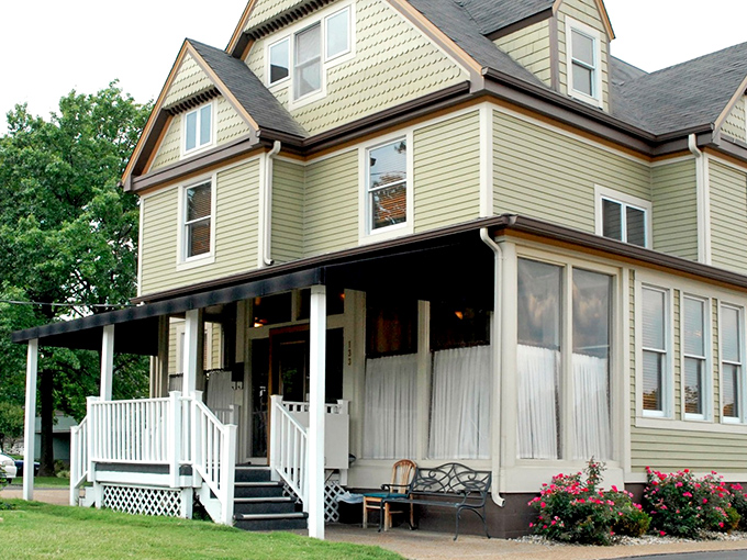 A Victorian charmer that's more beef sanctuary than haunted mansion. This restored home in Kirkwood whispers promises of exceptional steaks to come.