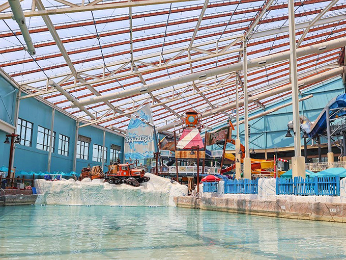 The architectural marvel that is Aquatopia's glass ceiling lets sunshine pour in while Pennsylvania snow stays where it belongs&mdash;outside.