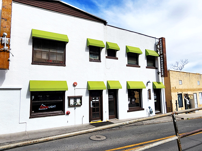 Those skeleton climbers on the exterior aren't just Halloween decorations&mdash;they're year-round greeters warning you that these burgers might be to die for.