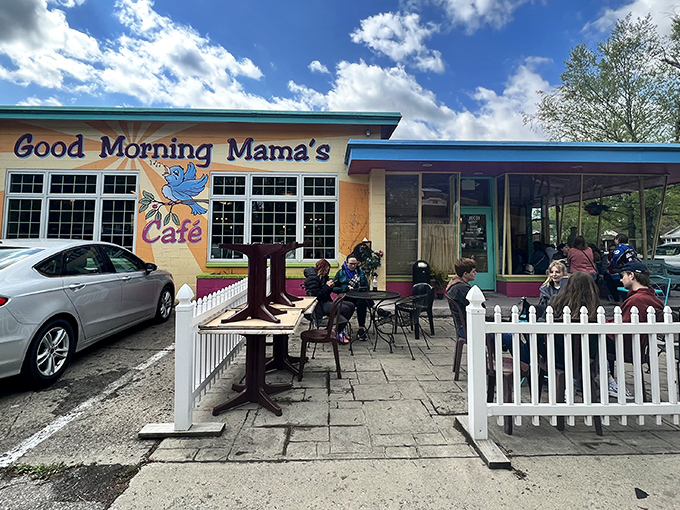 Sunshine isn't just in the sky at Good Morning Mama's. This cheerful yellow building with turquoise trim promises breakfast bliss before you even step inside.
