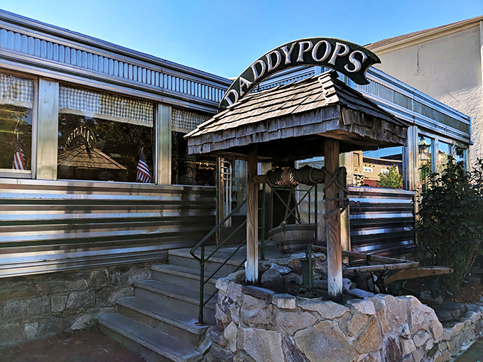 The gleaming stainless steel exterior of Daddypops isn't trying to be retro-cool&mdash;it simply is. This time capsule beckons hungry travelers with its classic diner charm.