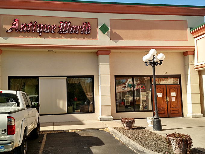 The unassuming exterior of Antique World Mall belies the time-traveling adventure waiting inside. Like a TARDIS for treasure hunters!