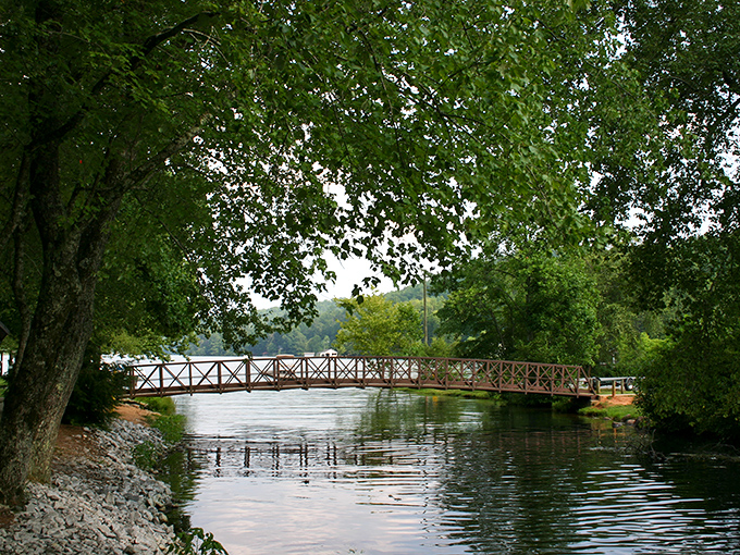 "Welcome to paradise!" This wooden pier stretches into Lake Burton like an invitation to tranquility, promising adventures and lazy afternoons in equal measure.